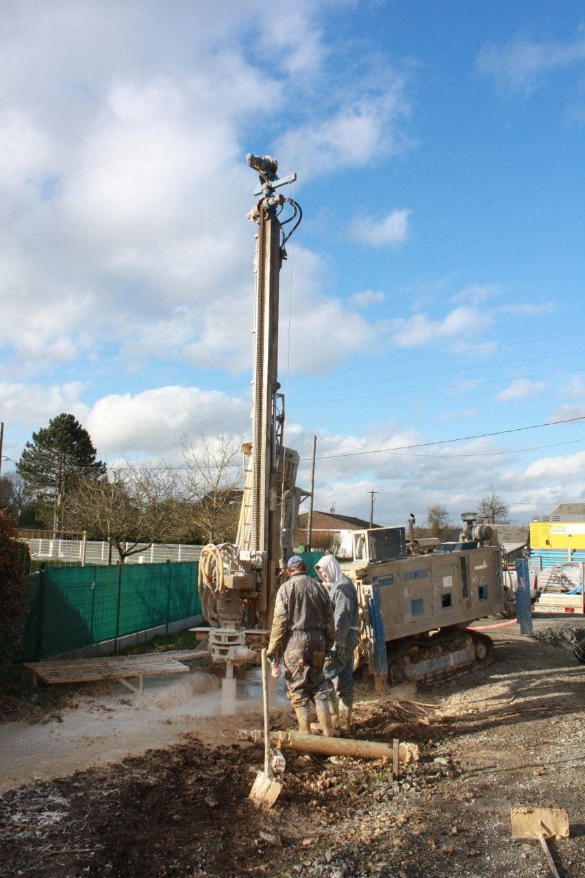Forage pour geothermie à captage vertical - Géothermique